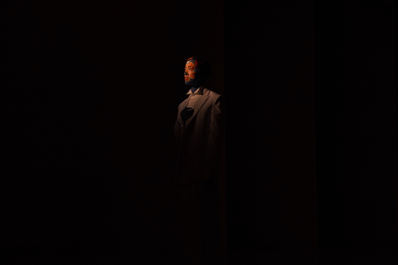 the story changes the body changes (repeating) by Sin Wai Kin – FARO